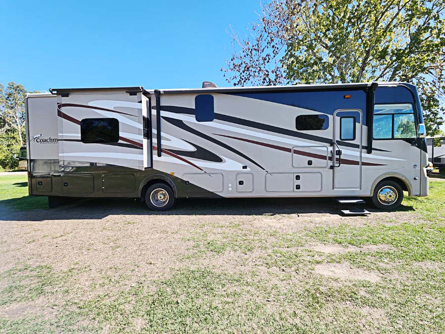 Coachmen Mirada Motorhome – RV Doing It Again